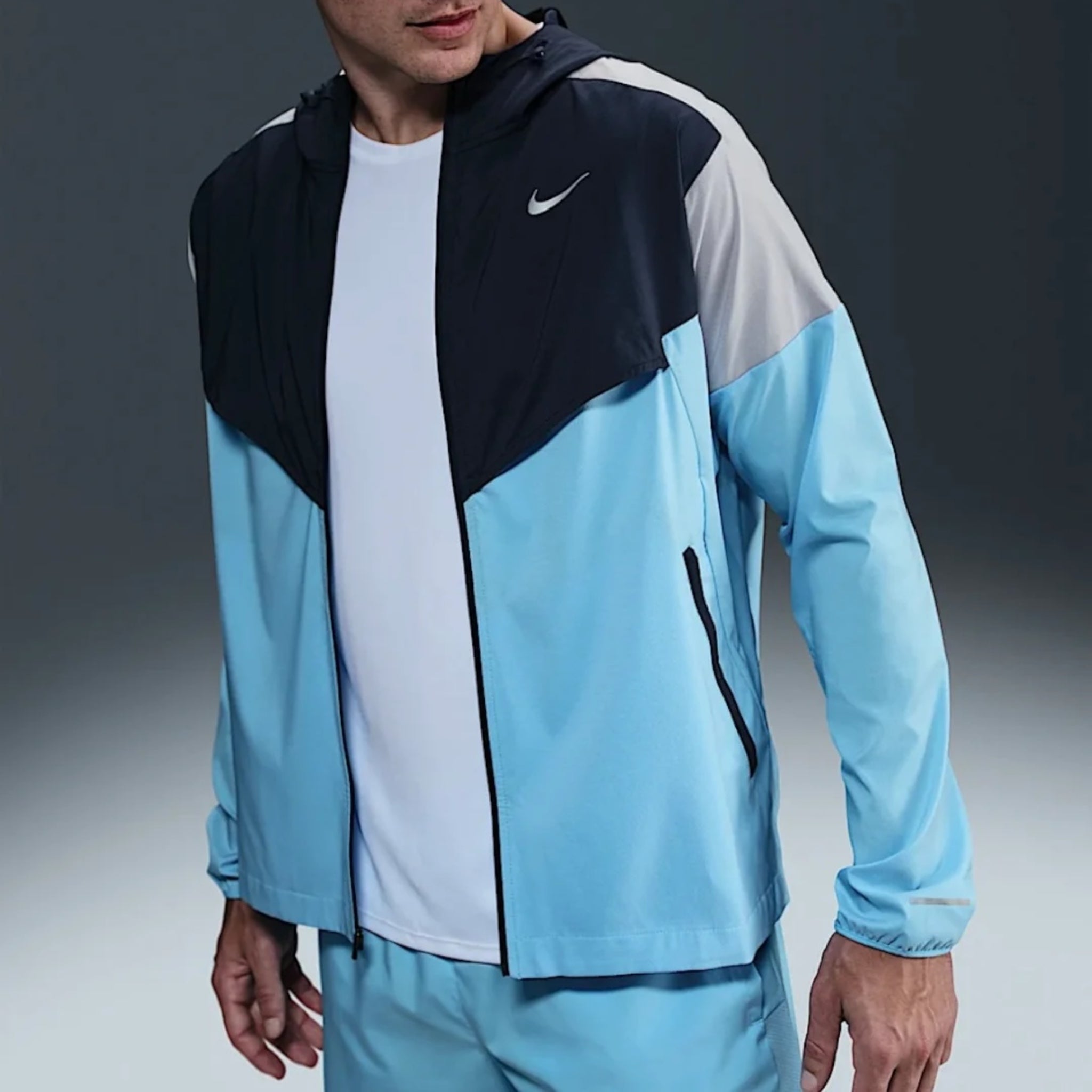 Nike UV Repel Windrunner Jacket Aquarius Blue – Pristine Fits
